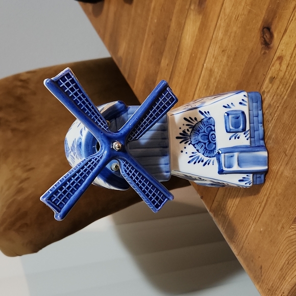 Delft | Accents | Delft 8 To Blade Pottery Windmill Gorgeous | Poshmark